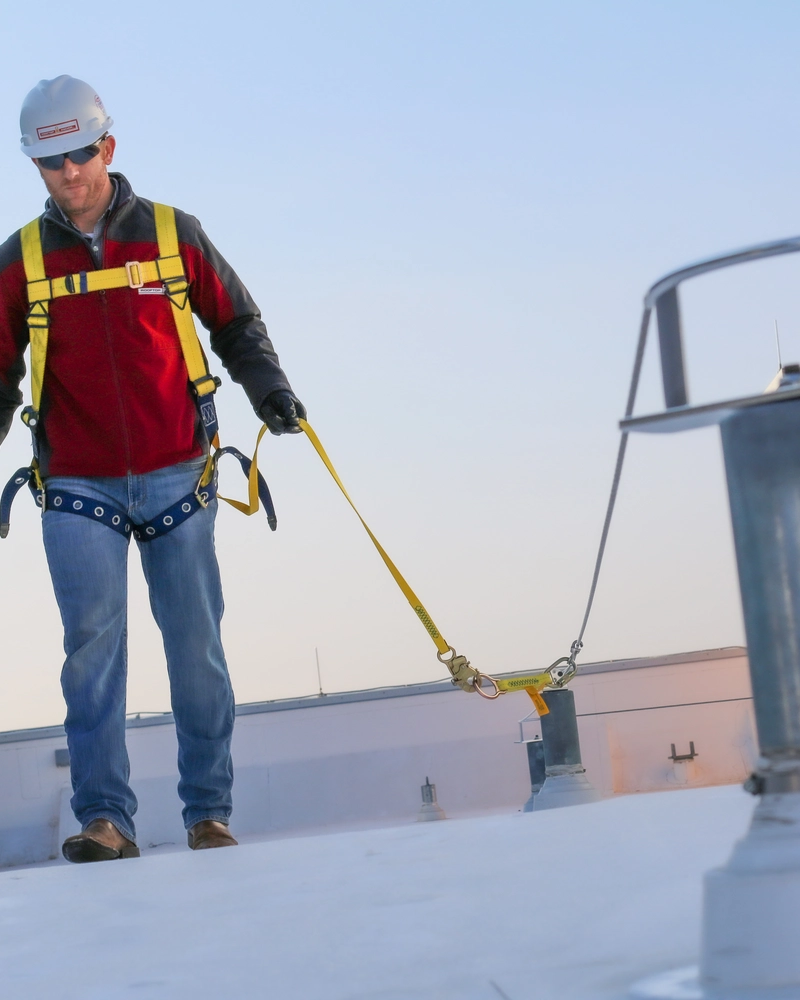 Continuous Pass Through Lifeline System | Diversified Fall Protection