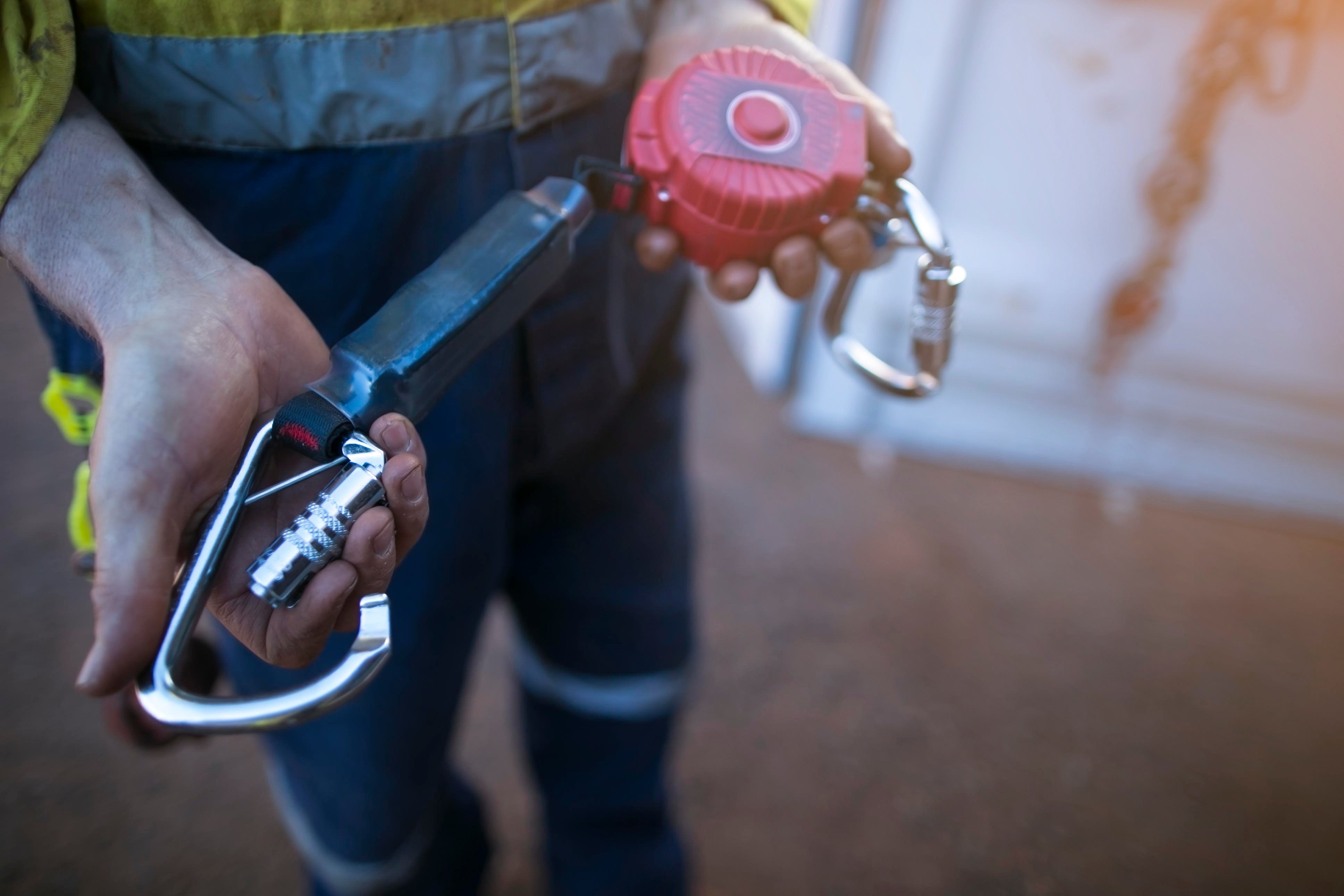 Understanding ANSI's New Self-Retracting Device Standard