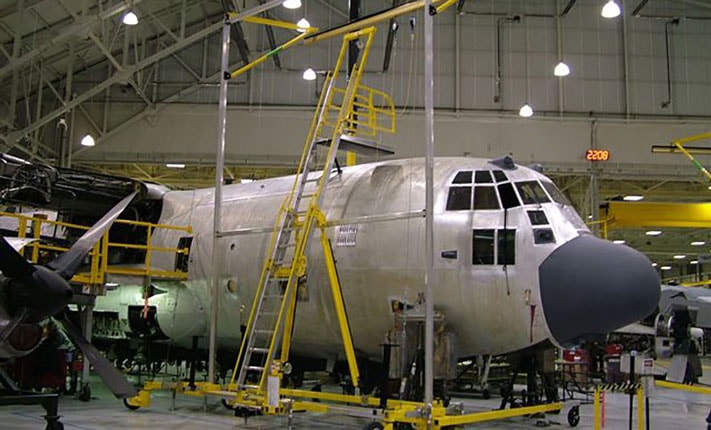 Aircraft & Aerospace Fall Protection | Diversified Fall Protection