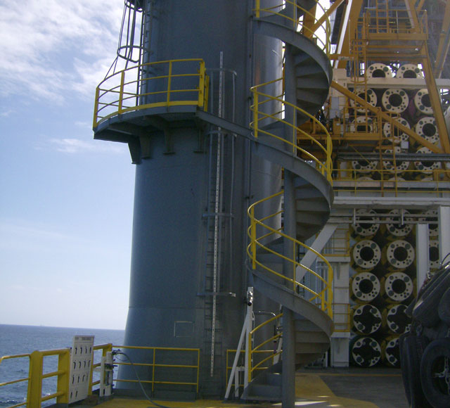 Oil Rig and Drilling Platform Fall Protection | Diversified Fall Protection
