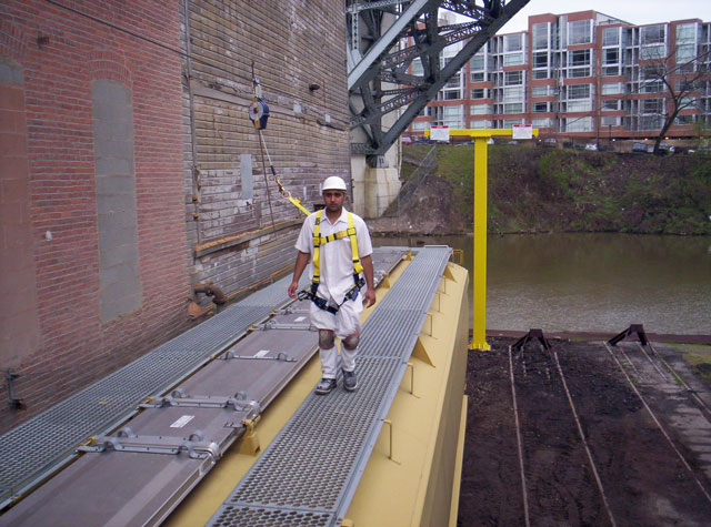 Railcar Loading and Unloading Fall Protection | Diversified Fall Protection